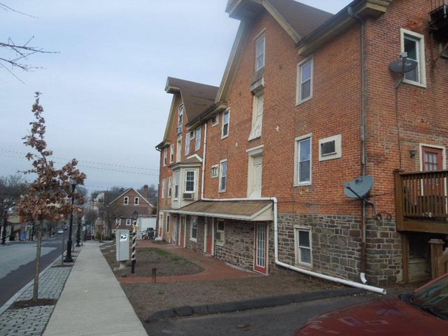 31 N Main St #7, Chalfont, PA 18914 | Trulia