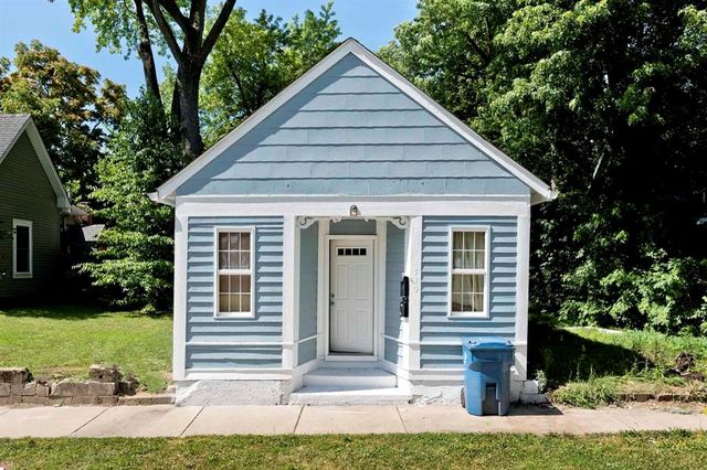 530 Historic Pleasant St, Noblesville, IN 46060 - See Est. Value ...