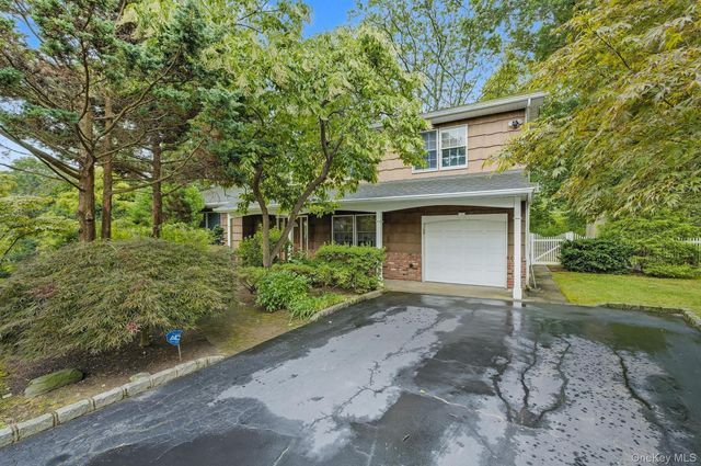 11725 Homes For Sale & 11725 Real Estate - 180 Homes | Trulia