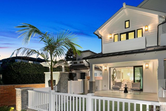 Coronado, CA Condos For Sale - 28 Listings | Trulia