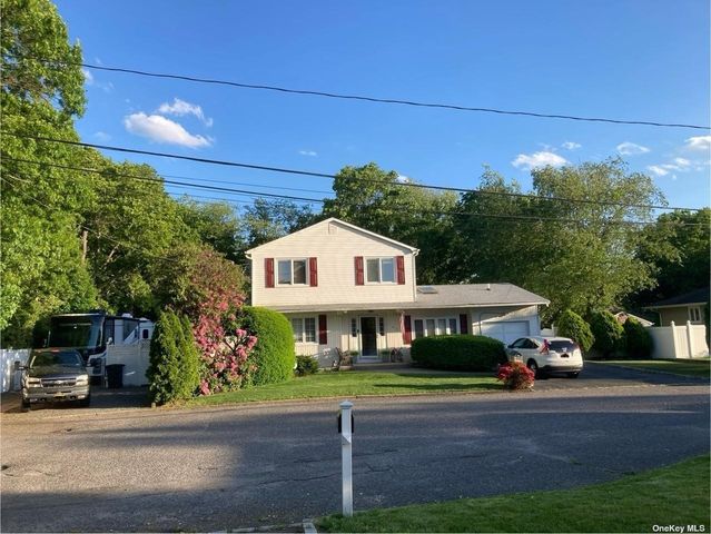 Holbrook, NY Homes For Sale & Holbrook, NY Real Estate | Trulia