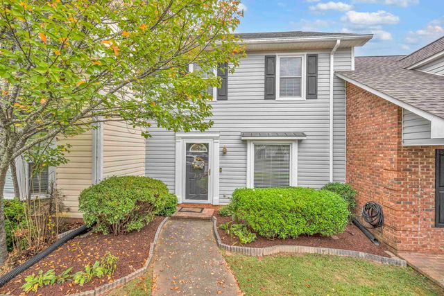 319 W Pointe Dr, Spartanburg, SC 29301 - See Est. Value, Schools & More