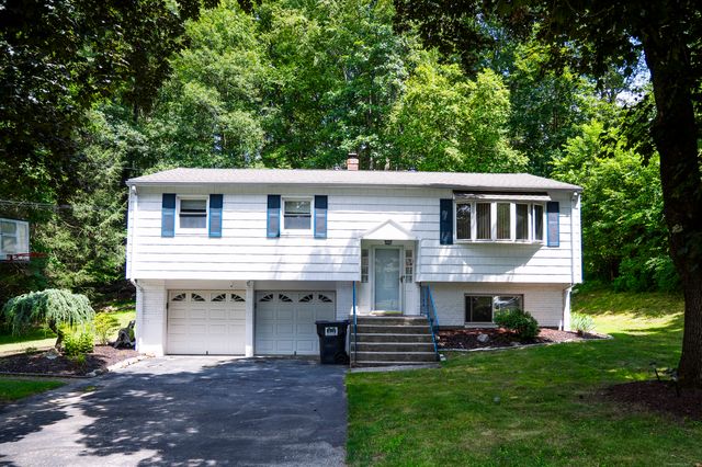Trumbull, CT Homes For Sale & Real Estate - 57 Homes | Trulia