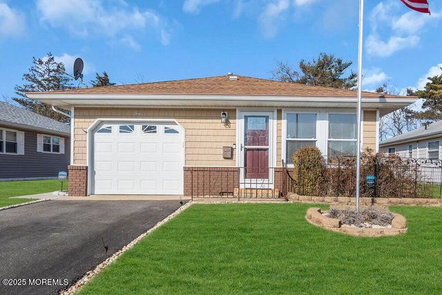 Silver Ridge, Toms River, NJ Homes For Sale & Silver Ridge, Toms River ...