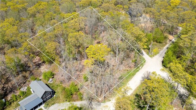 Tiverton, RI Homes For Sale & Real Estate