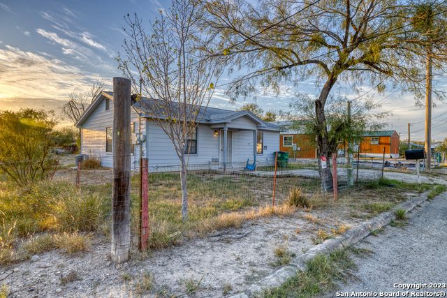 Crystal City, TX Homes For Sale & Crystal City, TX Real Estate | Trulia