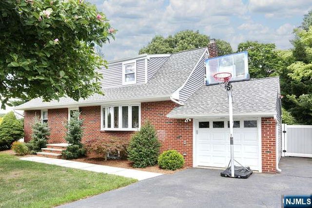 Emerson, NJ Homes For Sale & Real Estate - 41 Homes | Trulia