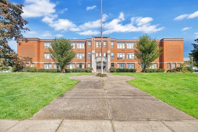 Chicopee, MA Homes For Sale & Real Estate