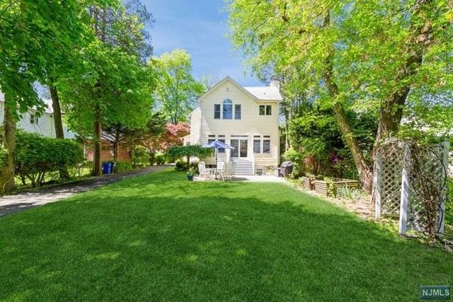 Cresskill, NJ Homes For Sale & Cresskill, NJ Real Estate | Trulia