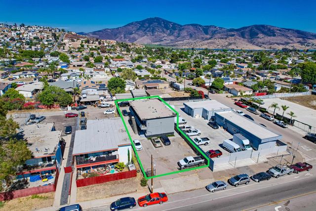 Spring Valley, CA Homes For Sale & Real Estate - 160 Homes | Trulia