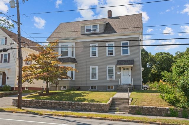 Lincoln, RI Homes For Sale & Real Estate