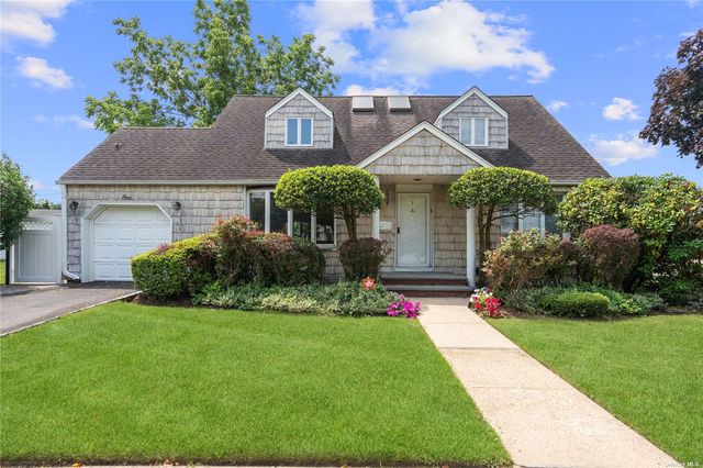 Plainview, NY Homes For Sale & Plainview, NY Real Estate | Trulia