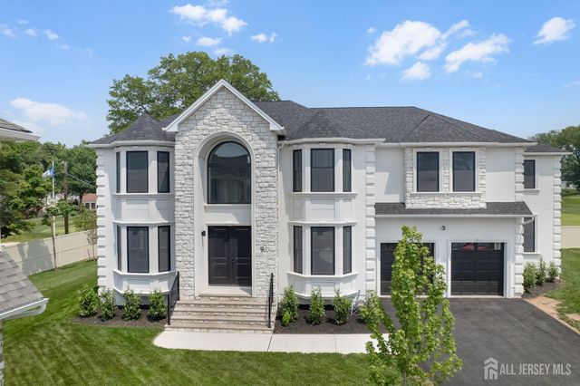 Edison, NJ Homes For Sale & Real Estate - 162 Homes | Trulia