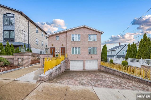 Ridgefield, NJ Homes For Sale & Real Estate