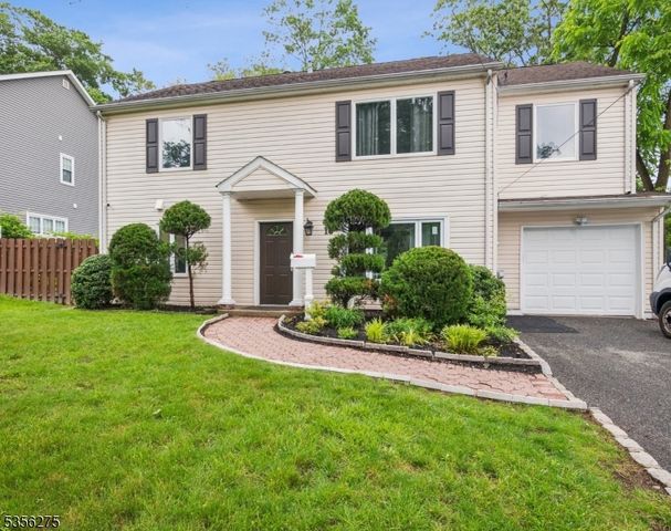 Livingston, NJ Homes For Sale & Real Estate