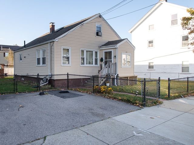 Fall River, MA Single Family Homes For Sale - 46 Listings | Trulia