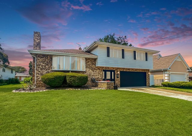 Munster, IN Homes For Sale & Real Estate