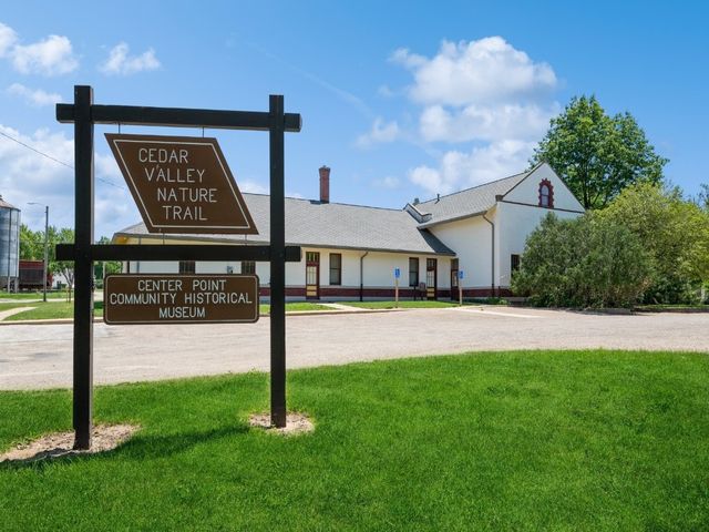 Center Point, IA Homes For Sale & Center Point, IA Real Estate | Trulia