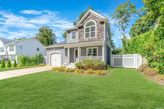 Mastic, NY Homes For Sale & Real Estate