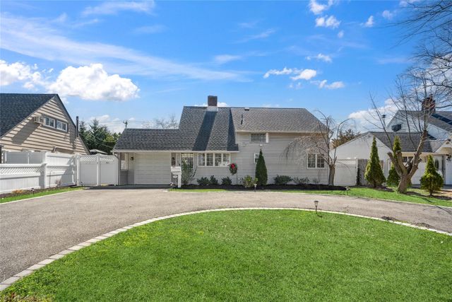 Westbury, NY Homes For Sale & Real Estate