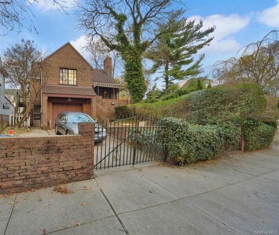 761 S Oak Drive, Bronx, NY 10467 | Trulia