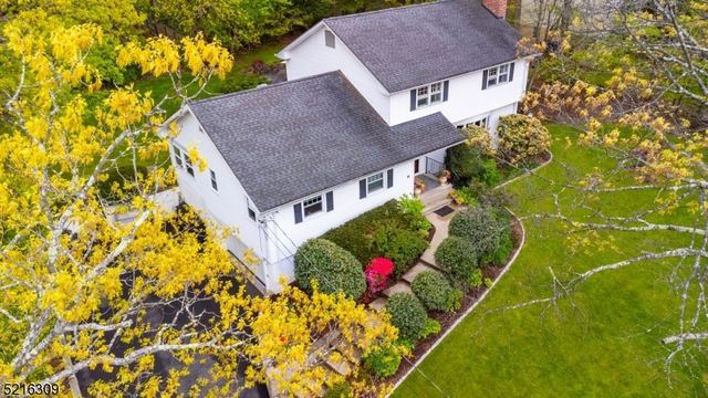 43 Old Short Hills Rd, West Orange, NJ 07052 - See Est. Value, Schools ...