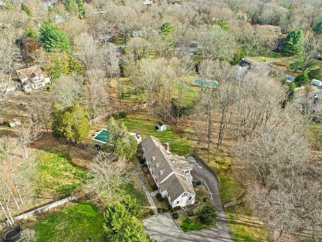 Bedford, NY Homes For Sale & Real Estate