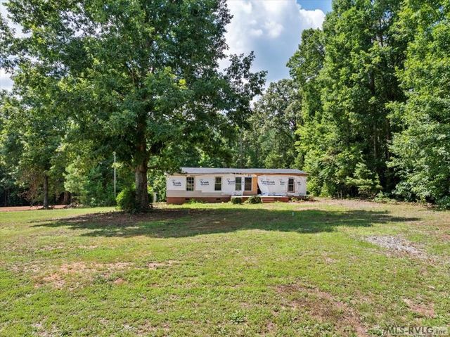 Foreclosures and Foreclosed Homes for Sale Near Me - Find Nearby Real ...