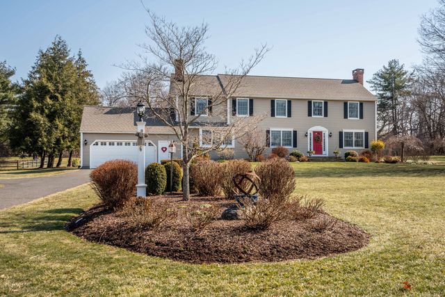 Simsbury, CT Homes For Sale & Simsbury, CT Real Estate | Trulia