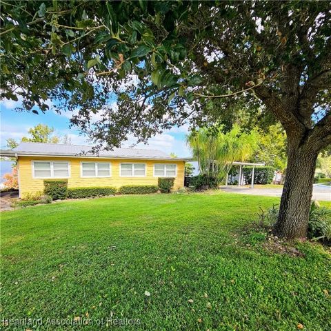 View Waterfront Homes for Sale in Lake Placid, FL - 151 Houses | Trulia