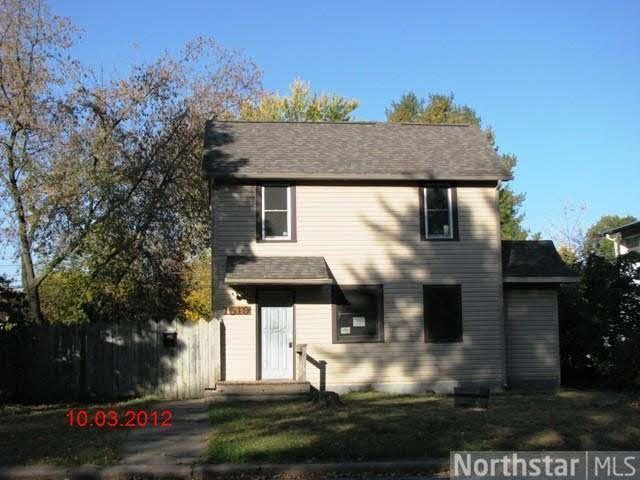 1519 Wilson St, Menomonie, WI 54751 - See Est. Value, Schools & More