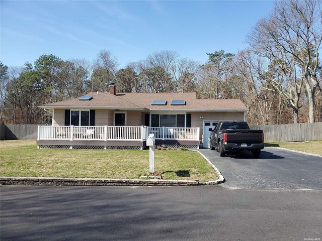 Holbrook, NY Homes For Sale & Holbrook, NY Real Estate | Trulia