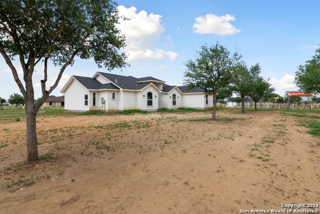 Lytle, TX Homes For Sale & Lytle, TX Real Estate | Trulia