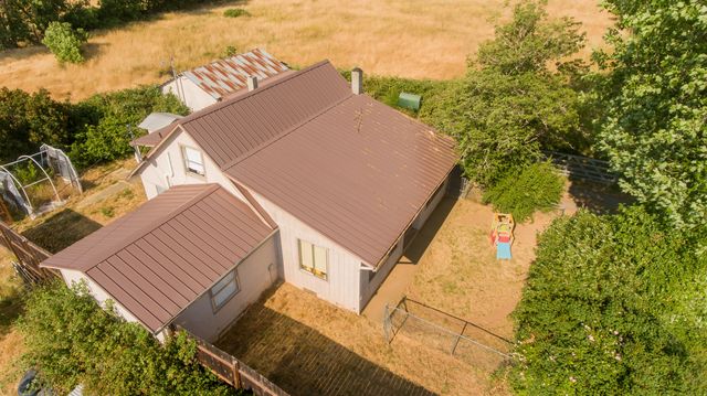 Cave Junction, OR Homes For Sale & Real Estate - 125 Homes | Trulia