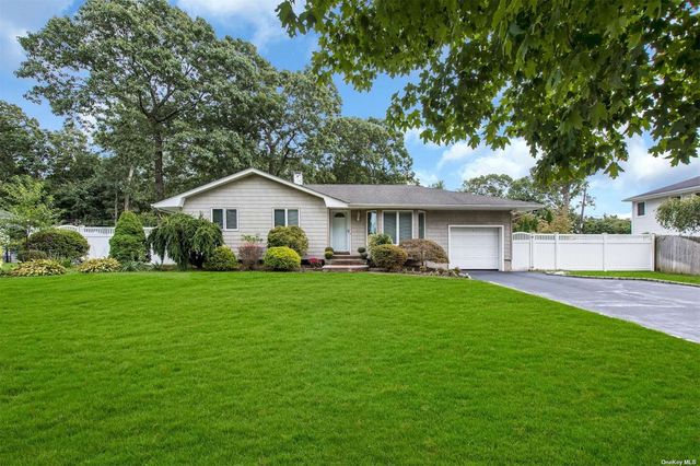 Commack, NY Homes For Sale & Real Estate