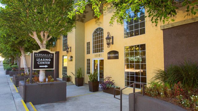 23100 Avenue San Luis #1284, Woodland Hills, CA 91364 - See Est. Value ...