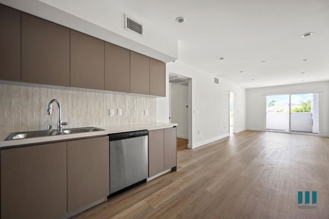 4 Bedroom Apartments For Rent in Los Angeles, CA - 1,571 Rentals | Trulia