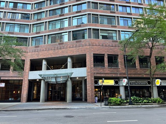 Chicago, IL For Sale by Owner - 43 Listings | Trulia