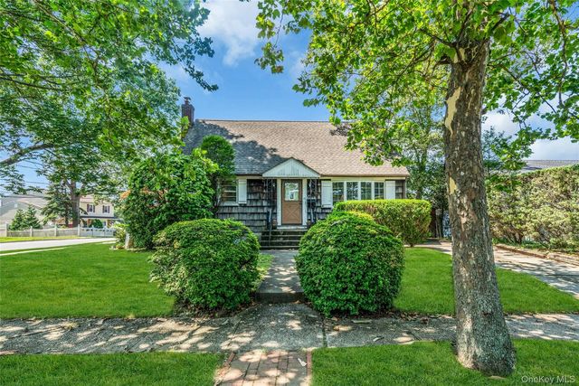 11803 Homes For Sale & 11803 Real Estate - 53 Homes | Trulia