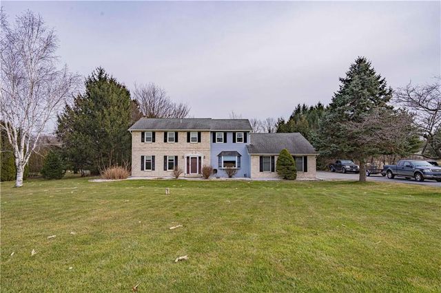842 Blue Mountain Dr, Walnutport, PA 18088 - See Est. Value, Schools & More