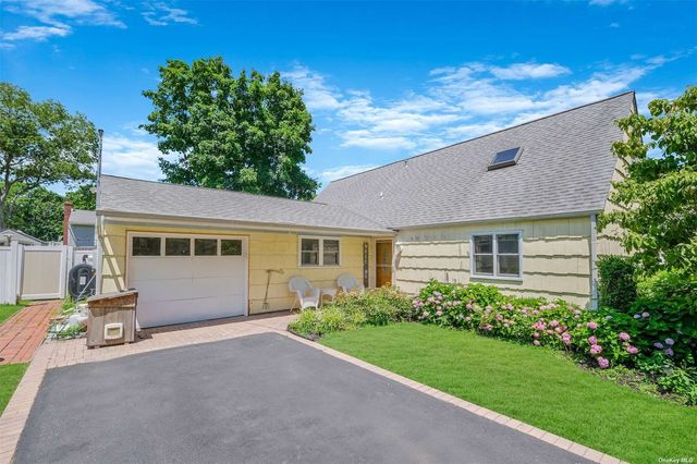 Holbrook, NY Homes For Sale & Holbrook, NY Real Estate | Trulia