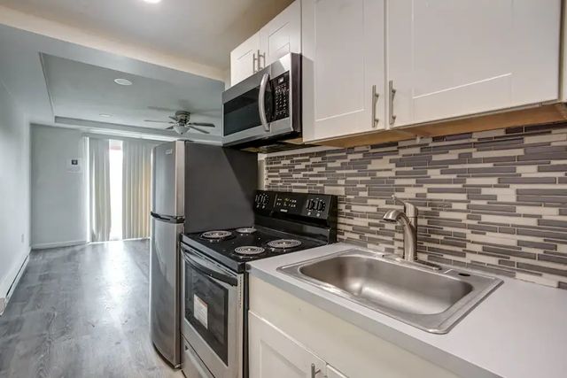 Hillcrest Apartments - West Springfield, MA | Trulia