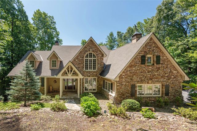 Hendersonville, NC Homes For Sale & Hendersonville, NC Real Estate | Trulia