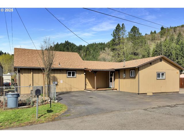 Oakridge, OR Homes For Sale & Real Estate