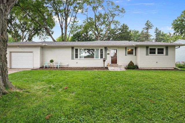 Monona, WI Single Family Homes For Sale - 29 Listings | Trulia