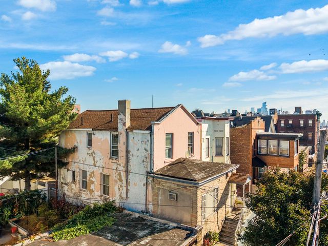 Union City, NJ Homes For Sale & Real Estate - 128 Homes | Trulia