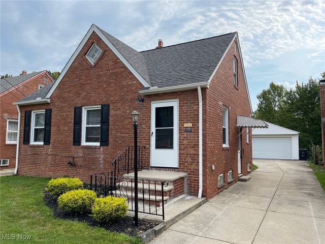 Lyndhurst, OH Homes For Sale & Real Estate