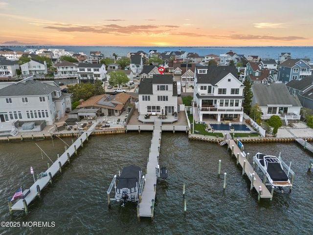 Silverton, Toms River, NJ Homes For Sale & Silverton, Toms River, NJ ...