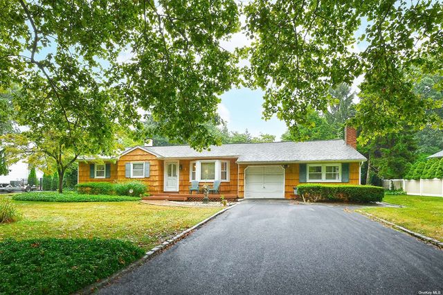 Commack, NY Homes For Sale & Real Estate