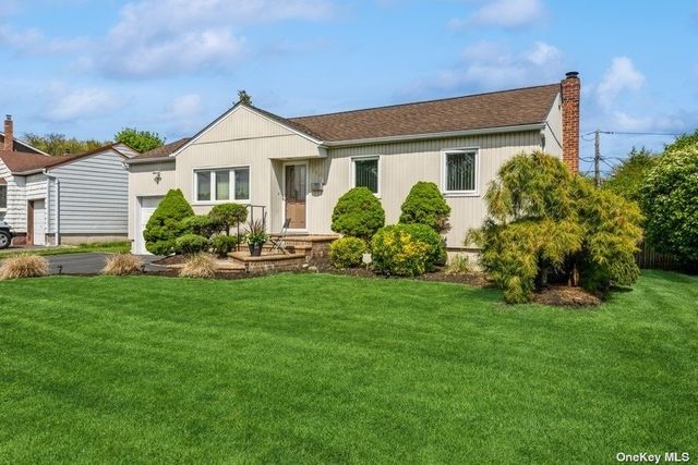 Plainview, NY Homes For Sale & Plainview, NY Real Estate | Trulia